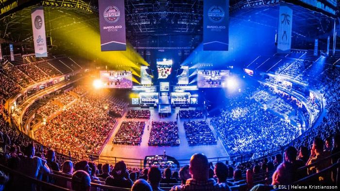 The growing and lucrative industry of eSports - The Sports Financial ...